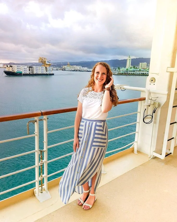 What to Wear on a Cruise? 25 Best Cruise Ship Outfits for 2024 - Cruise Clothes - Vhindinews